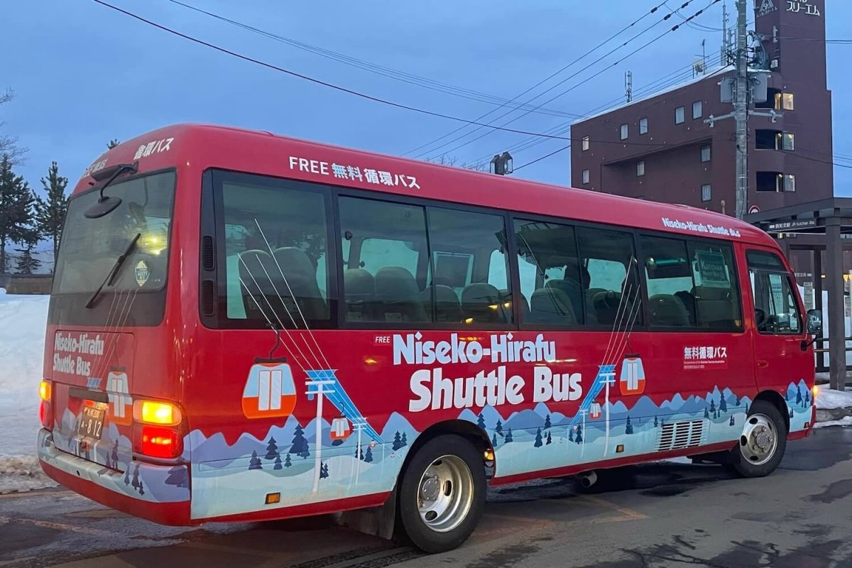 Niseko Shuttle Bus Services | SamuraiSnow